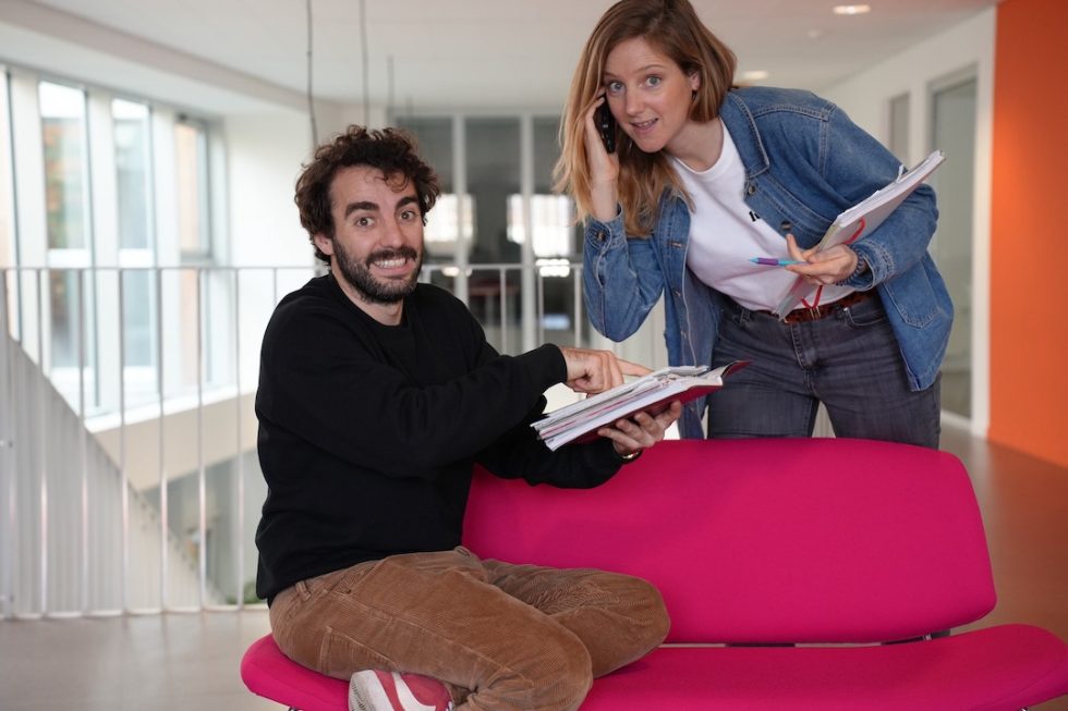Devenir assistante sociale : études, salaires, reconversion, témoignage